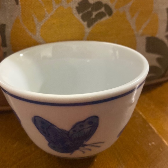 The Bombay Company | Dining | Bombay Company Tea Cups | Poshmark